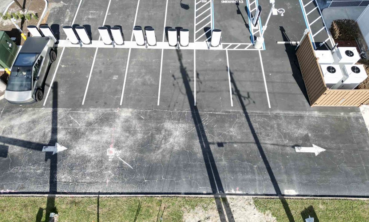 New Tesla Supercharger Opens in Longwood, FL: 12 Stalls Live